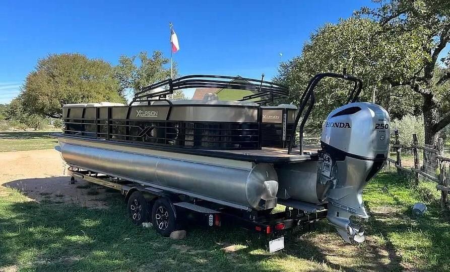 2022 Xcursion 263 RFX For Sale in Horseshoe bay TX