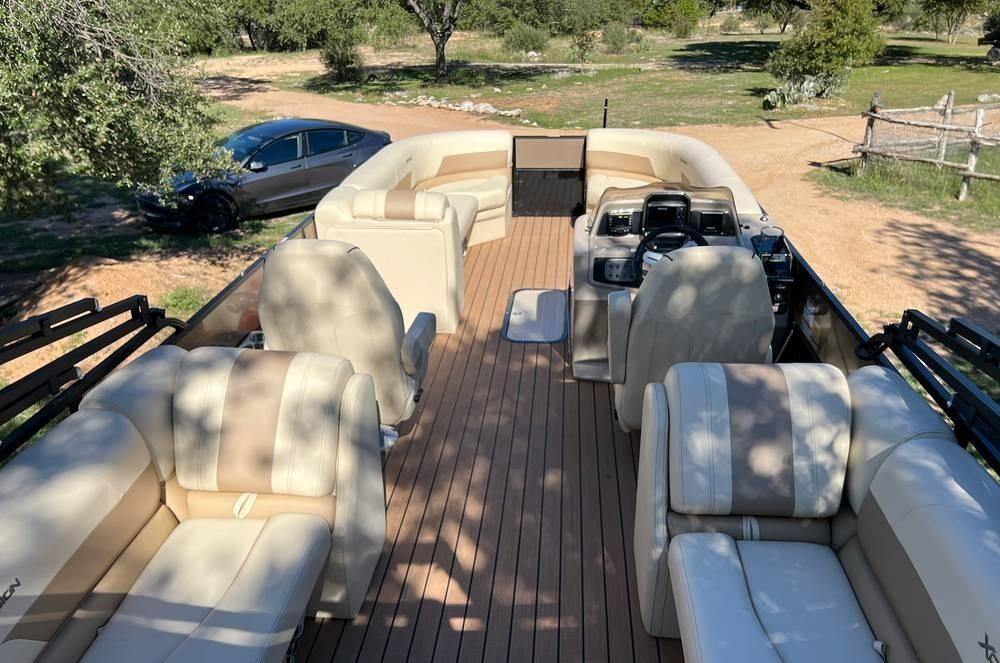 2022 Xcursion 263 RFX For Sale in Horseshoe bay TX