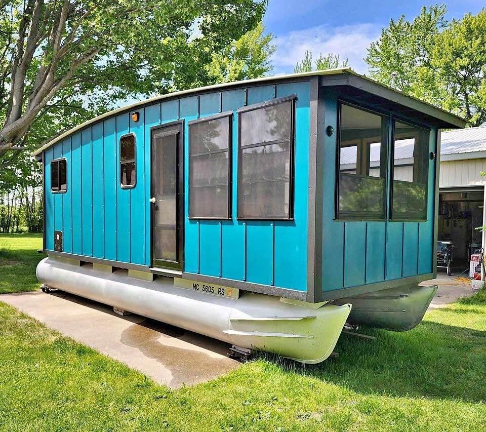 2024 Custom Pontoon Houseboat For Sale in South haven MI