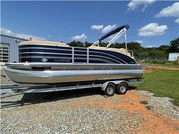 Browse New Pontoon Party Boats Online | PontoonsOnly